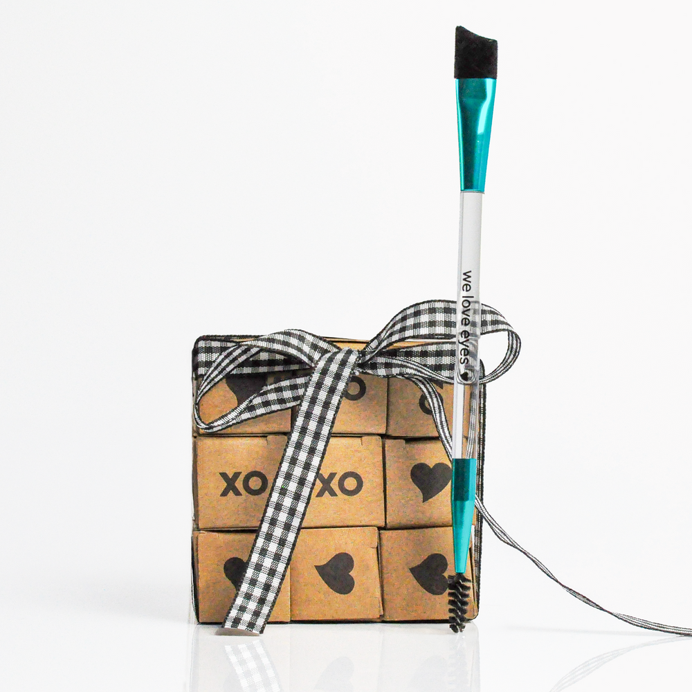 Tools & Brushes – We Love Eyes